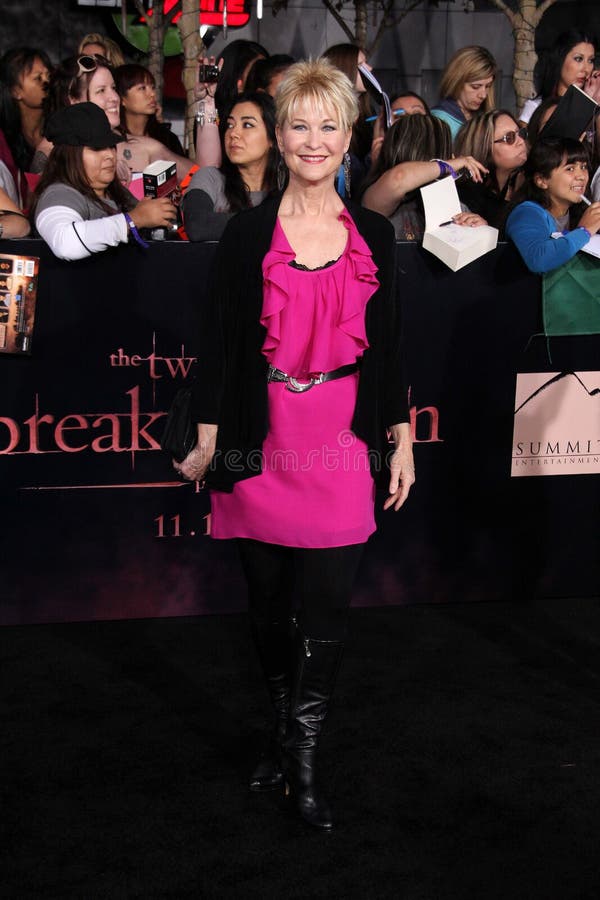 Dee Wallace editorial photo. Image of prism, beverly - 36032331