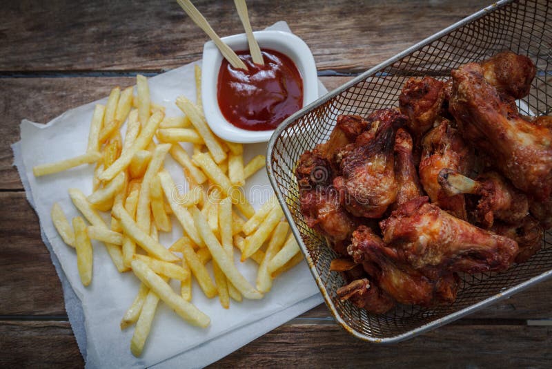 Deep fried chicken stock image. Image of food, seasoning - 79798387