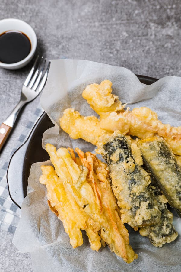 Deep-fried Laver Roll, Deep-fried Squid Snack Stock Photo - Image of ...
