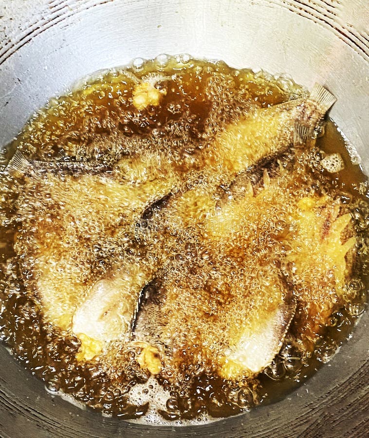 Deep Fried Tubtim Fish in a Large Pan Stock Image - Image of diet ...