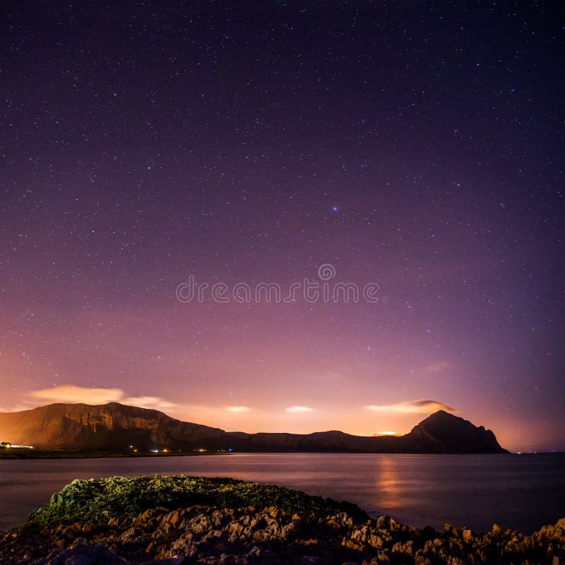 Deep sky astrophoto stock image. Image of planet, glitter - 85725537