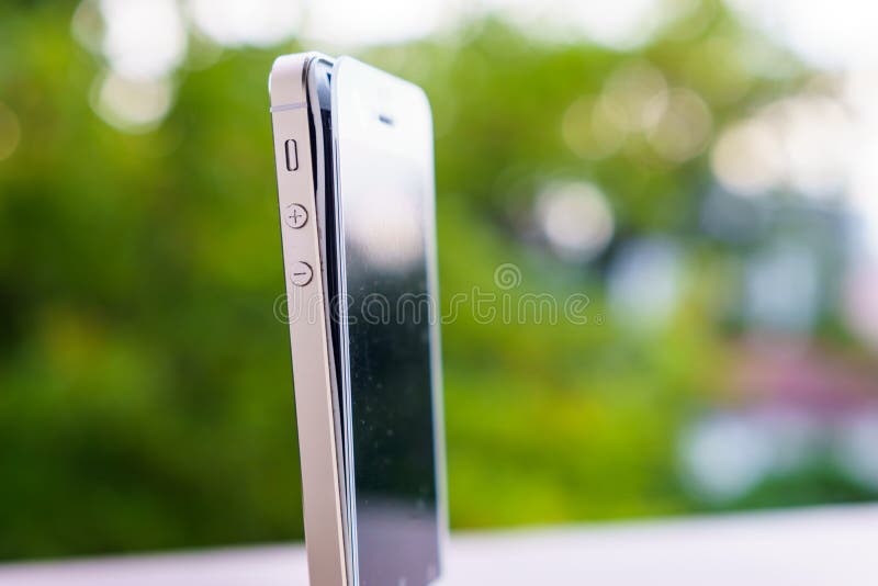 Defective smartphone. stock image. Image of open, screen - 55109309