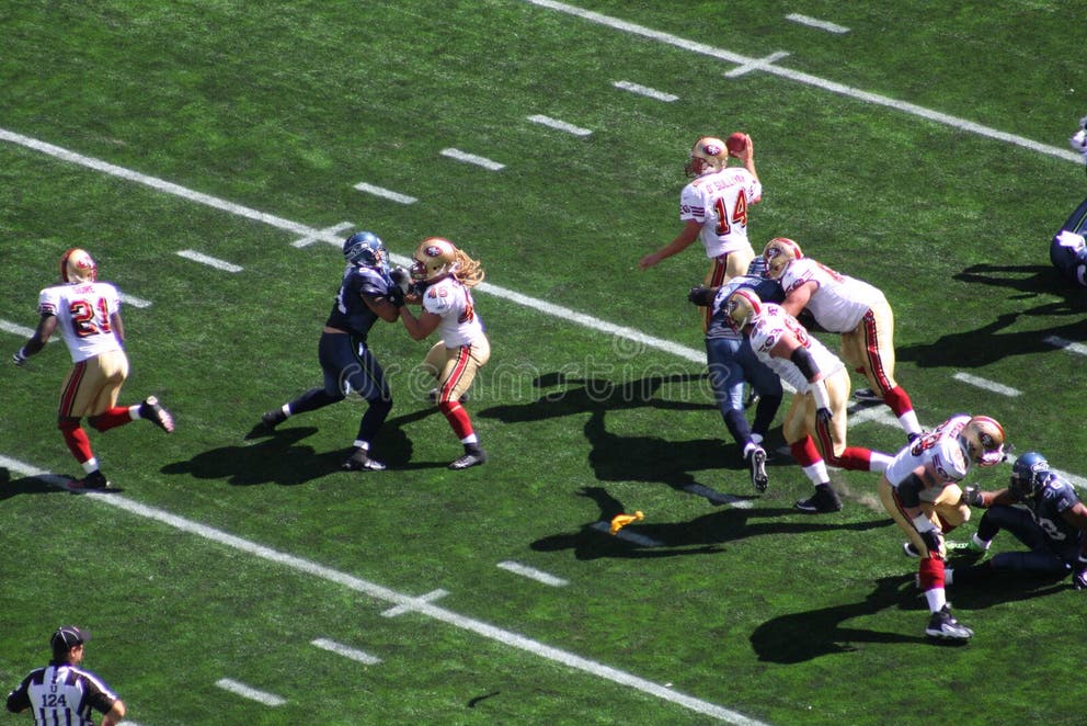 Defense football editorial photography. Image of american - 6407302