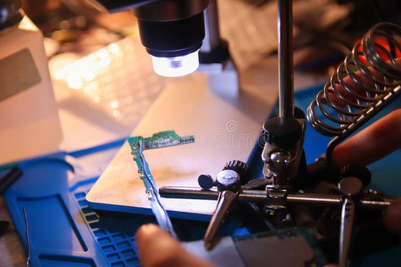 Microscope Phone Repair Stock Photos - Free & Royalty-Free Stock Photos ...