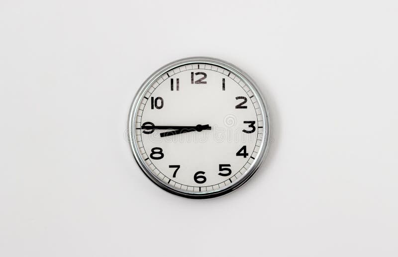 8:45 del reloj foto de archivo. Imagen de sencillo, objeto - 102068820