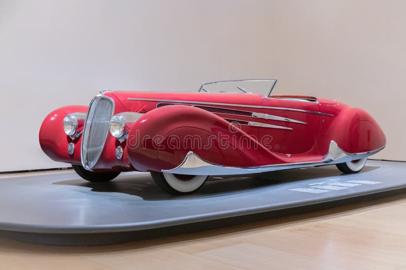 1939 Delahaye Type 165 editorial stock photo. Image of rare - 255942878