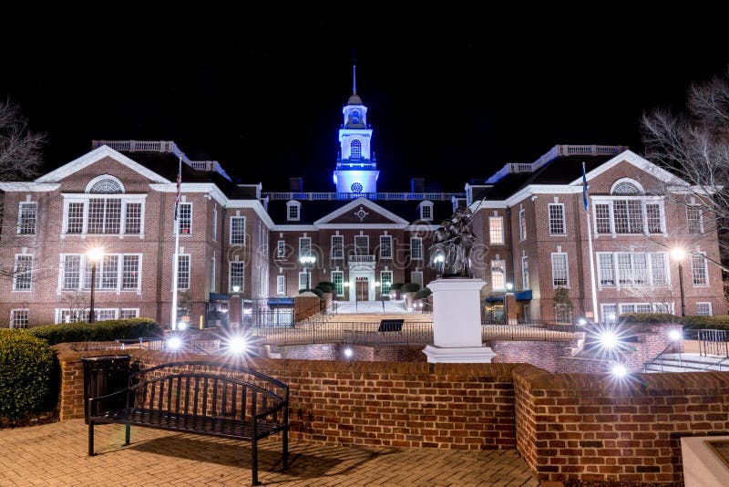 Delaware State Capitol Building Stock Image - Image of facade, clouds ...
