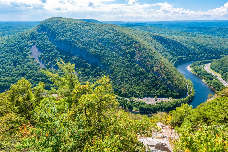A Scenic View of the Delaware Water Gap between Pennsylvania and New ...