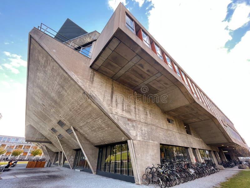 He Delft University of Technology in Delft, the Netherlands Editorial ...