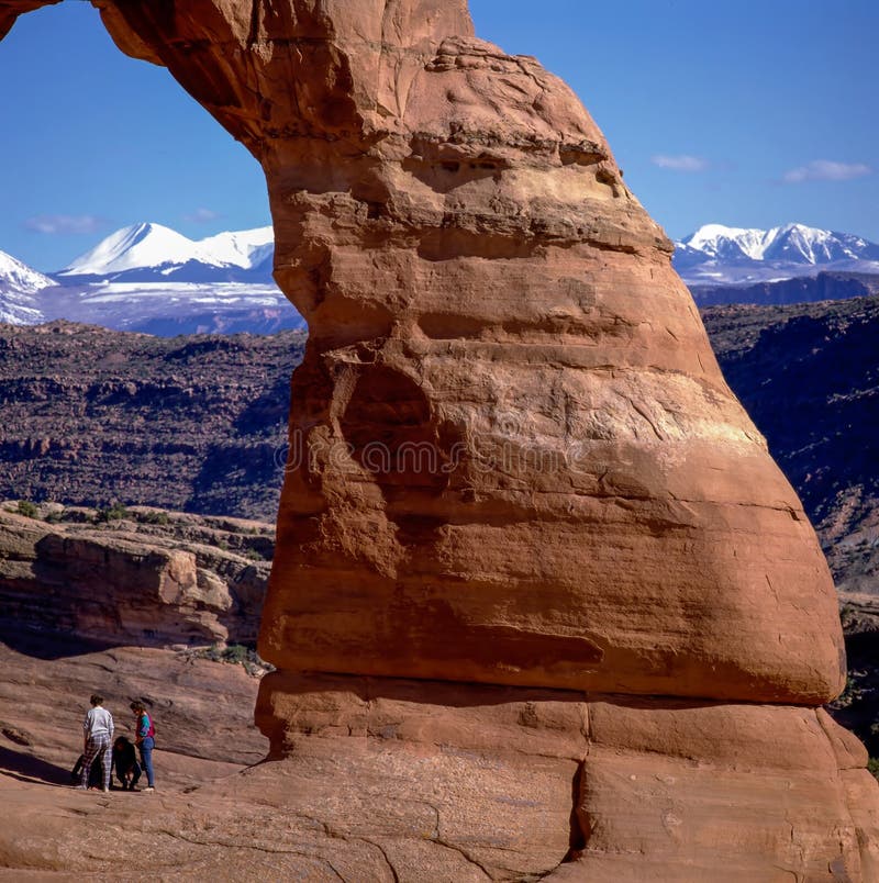 Delicate Arch editorial photo. Image of sandstone, national - 90417266