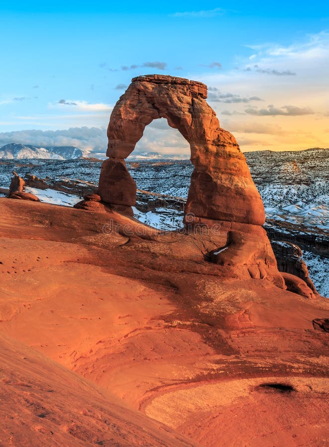 Delicate Arch, Arches National Park Utah Stock Image - Image of blue ...