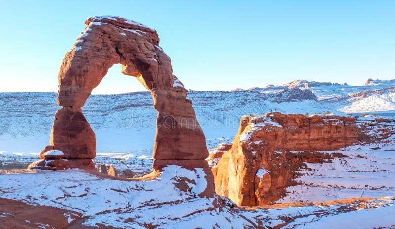 Delicate Arch stock image. Image of sunshine, park, white - 39150655