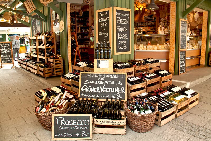 Inside gourmet food store editorial photography. Image of delicacies ...