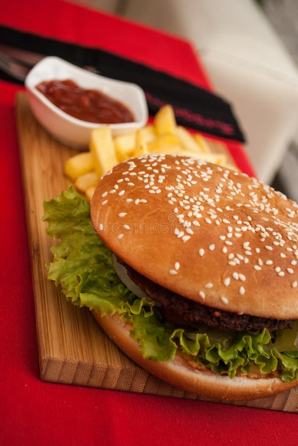 Delicioso foto de archivo. Imagen de gente, atractivo - 43585834