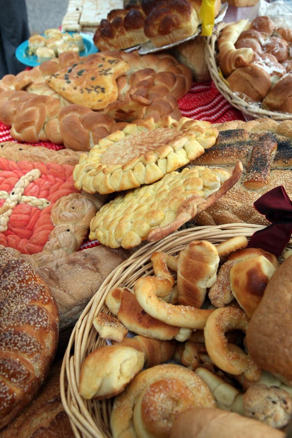 Delicioso pan casero foto de archivo. Imagen de comida - 190577700