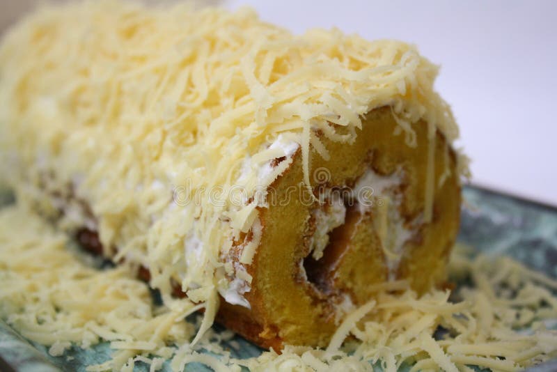Delicioso Pastel De Rollo Casero Con Queso. Postre Imagen de archivo ...