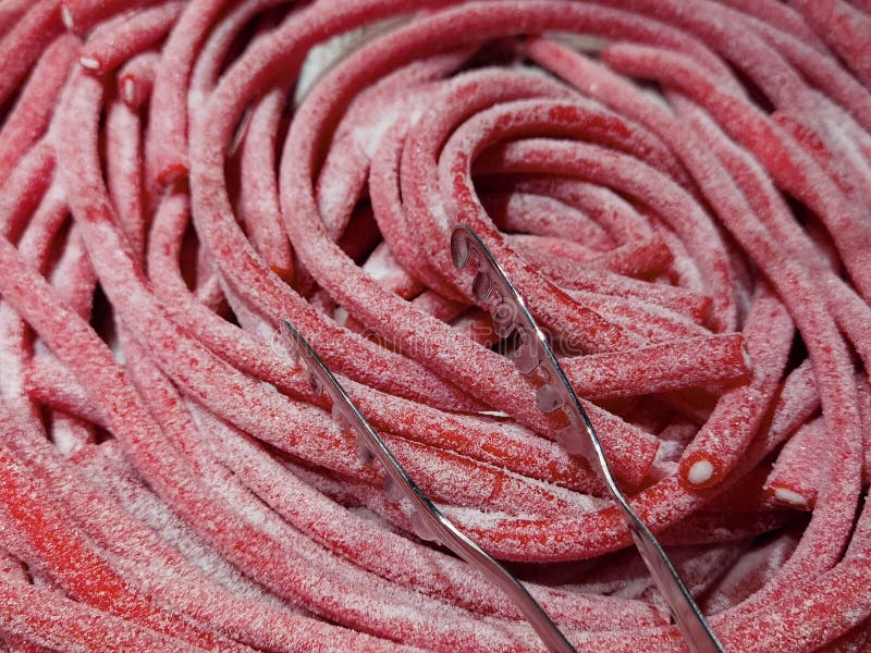 Deliciosos Dulces Decorados En Rojo Y Blanco Imagen de archivo - Imagen ...