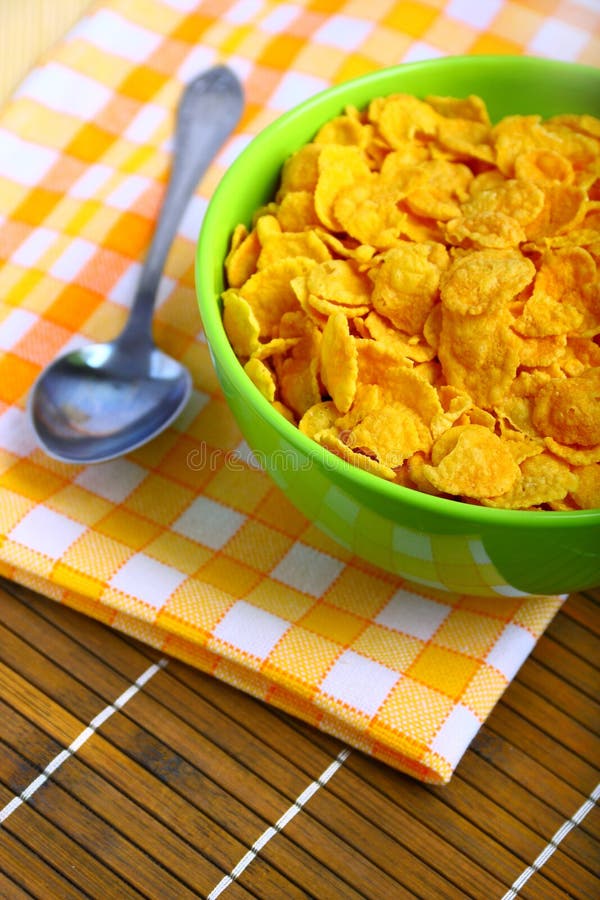 Breakfast Corn Flakes in Green Bowl Stock Image - Image of milk, brown ...