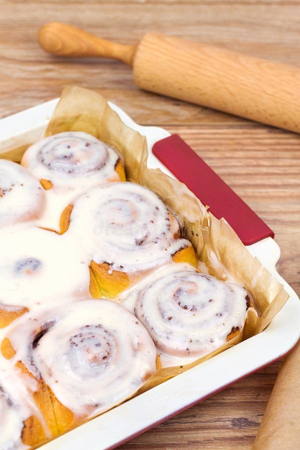 Delicious Cinnamon Rolls in Pan Stock Photo - Image of delicious, icing ...