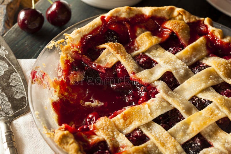 Delicious Homemade Cherry Pie Stock Image Image Of Warm Fresh 43517193