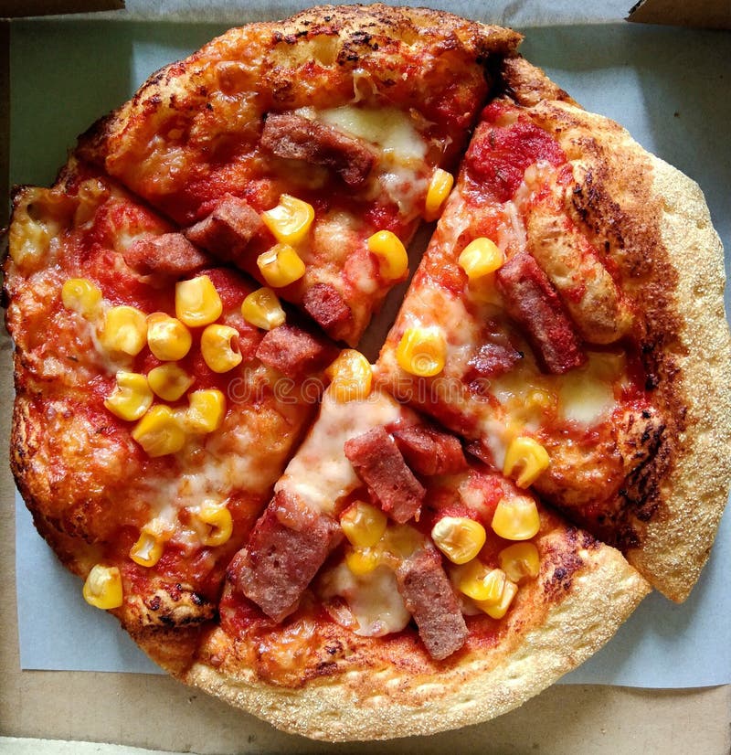 Delicious Pizza Corn Beef Mozarela Stock Image - Image of snack, baking ...