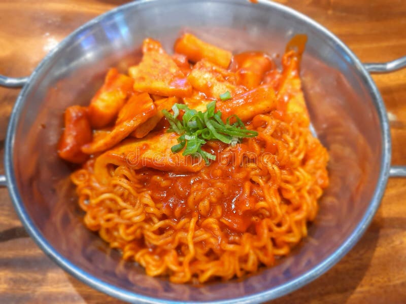 Delicious Rappokki in a Stainless Pot Stock Image - Image of tteokpokki ...