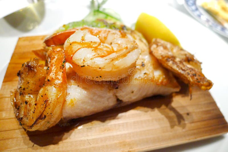 Delicious shrimp dinner stock photo. Image of scampi - 101462486