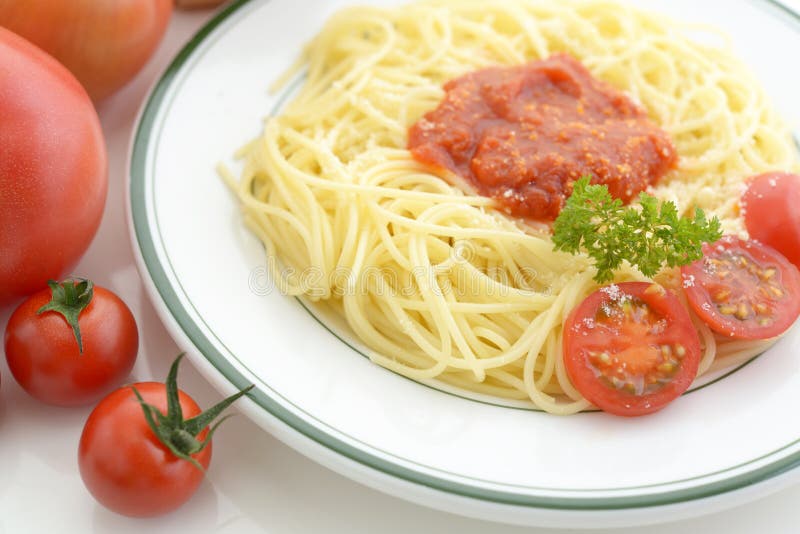 Delicious spaghetti stock image. Image of lunch, kitchenware - 129795867