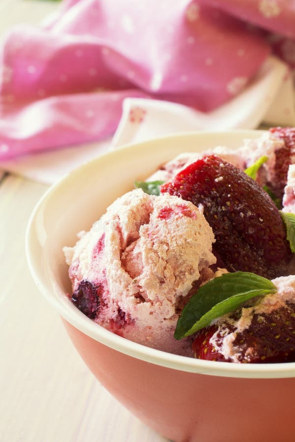 Delicious Strawberry Ice Cream Stock Photo - Image of icecream ...