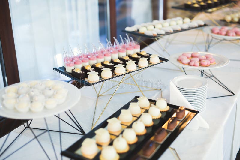 Delicious Sweets on Wedding Candy Buffet with Desserts, Cupcakes Stock ...