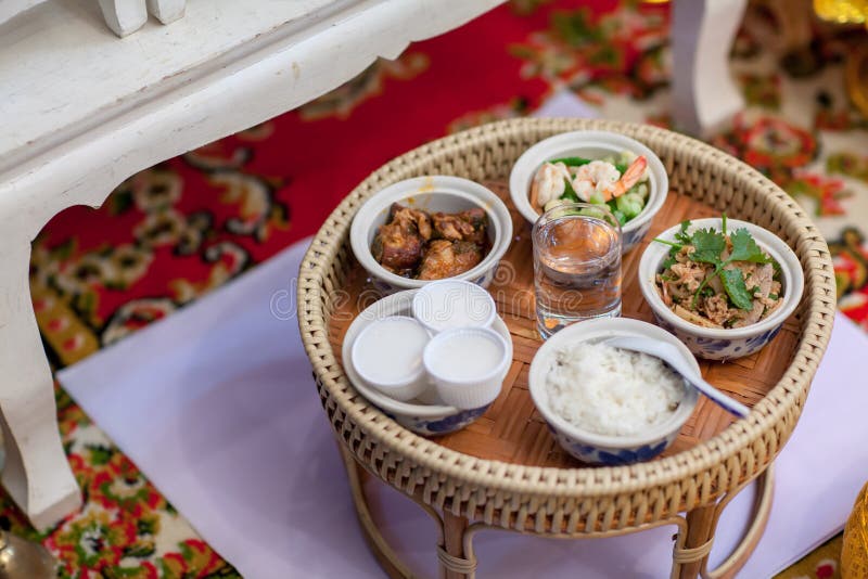 Delicious Thai Food Set Served on Bamboo Plate. Lunch and or Dinner Set ... Delicious Thai Food Set Served on Bamboo Plate. Lunch and or Dinner Set ...