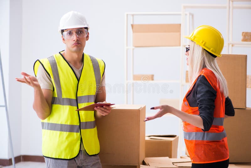 The Delivery Contractor Delivering Boxes To Office Stock Photo - Image ...