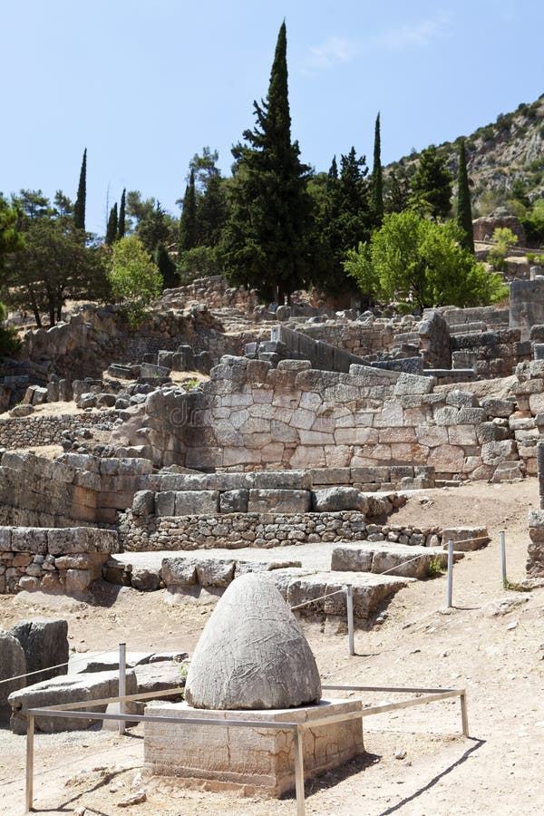 Greece. Delphi. An Omphalos Stock Image - Image of stones, lonely: 34579949