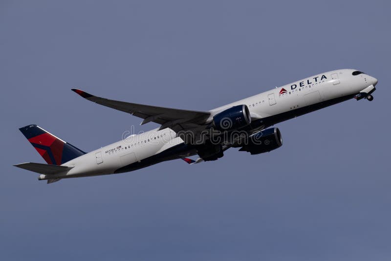 Delta A350-900 editorial stock photo. Image of international - 301257718