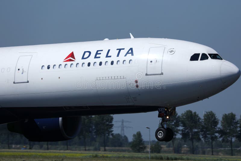 Delta Airlines Plane Taking Off, Close-up View of Cabin Crew Editorial ...