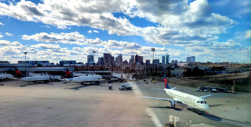 Delta Airlines Terminal at Boston Logan Airport Editorial Photo - Image ...