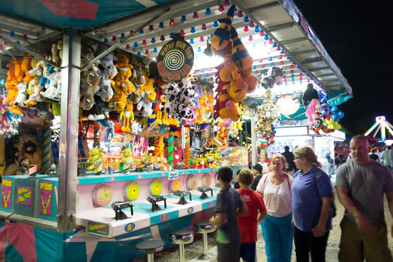 Delta Fair, Memphis, TN, Ferris Wheel at County Fair Editorial Stock ...