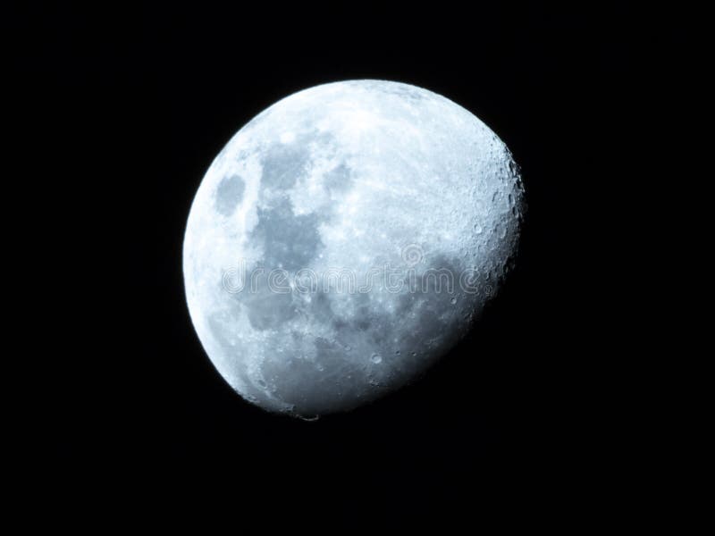 Demi-lune photo stock. Image du astrologie, astronomique - 121596976