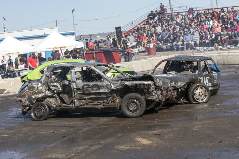Demolition derby editorial stock photo. Image of action - 116301763