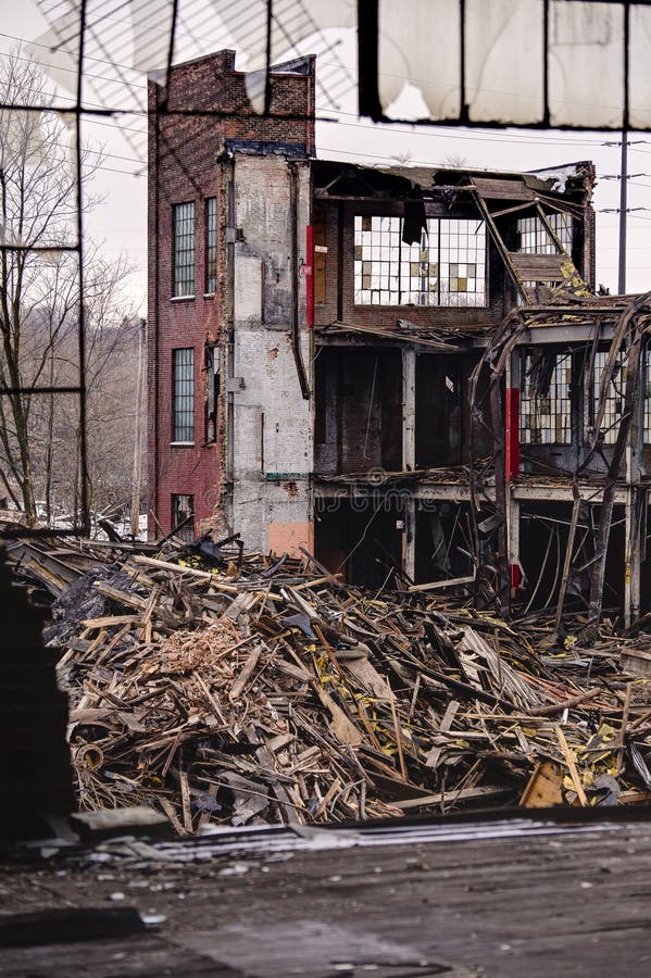 Abandoned Factory - Youngstown, Ohio Stock Photo - Image of white ...
