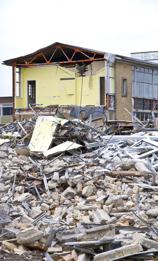 Christchurch Earthquake - Avonside House Collapses Editorial Stock ...