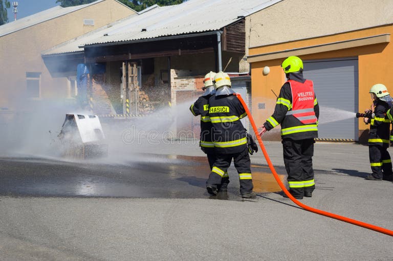 Demonstration of Practical Training and Skills of Young Firefighters ...