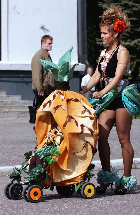 Demonstration strollers. editorial photography. Image of holiday - 15719297