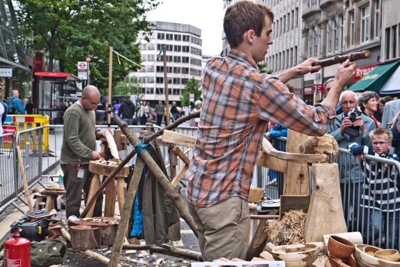 Demonstration of Traditional Wood Turning Methods Editorial Photography ...