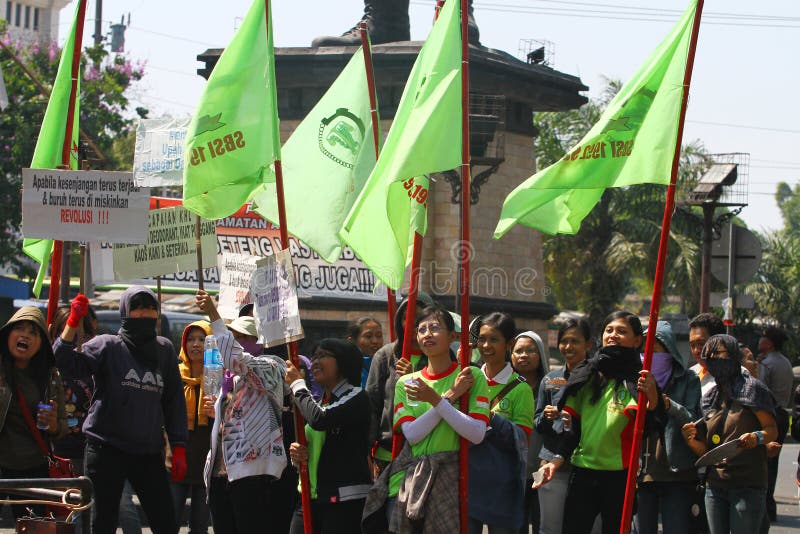 Demonstration of workers editorial stock photo. Image of event - 39423233