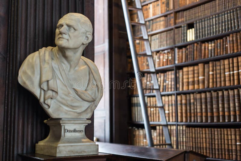 Old Library of Trinity College, Dublin Editorial Photography - Image of ...