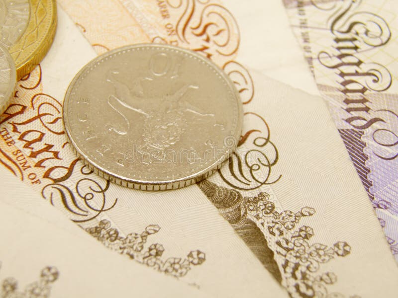 Den Brittiska Ett Pund Sterling Dunkar Valuta Redaktionell Bild - Bild ...