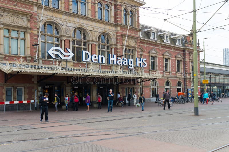 Den Haag Bahnstation redaktionelles foto. Bild von bahnhof - 48489131