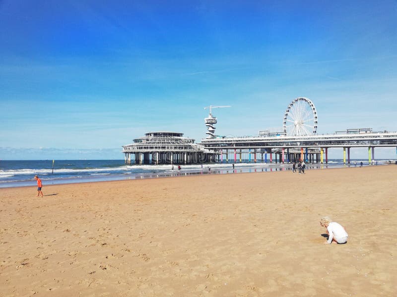 Den Haag beach editorial stock image. Image of haag - 135679414