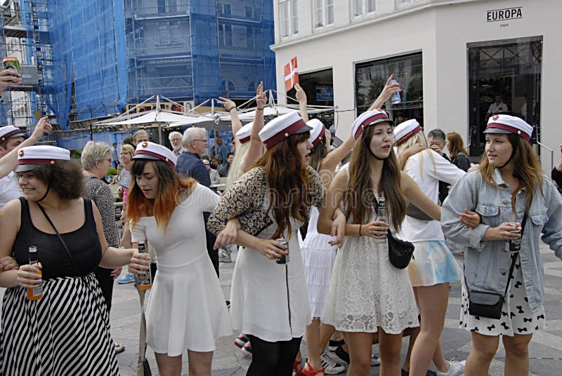 DENMARK_students viert redactionele stock afbeelding. Image of moslim ...